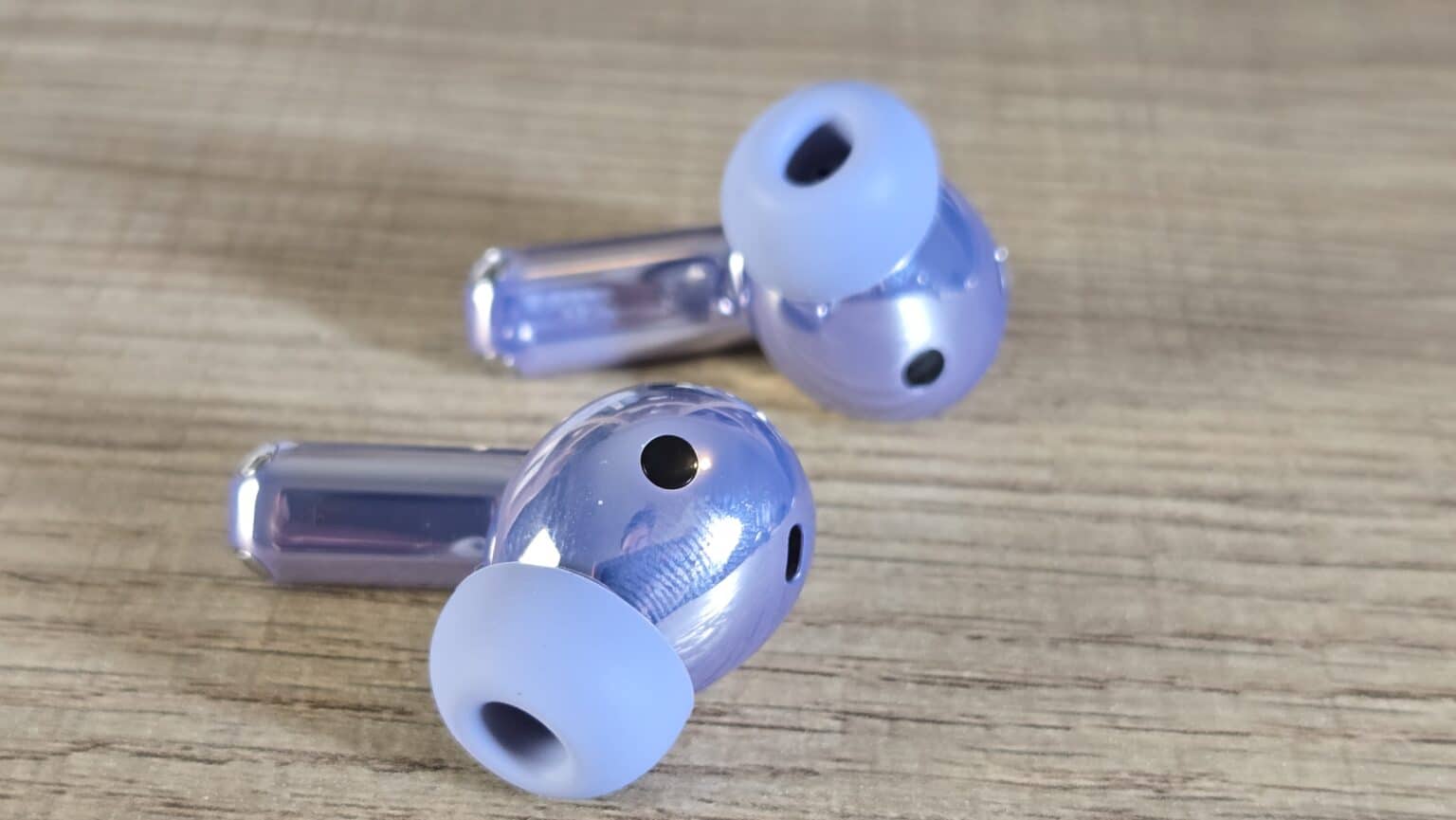 TEST – Huawei Freebuds 6i : des écouteurs milieu de gamme aux ...