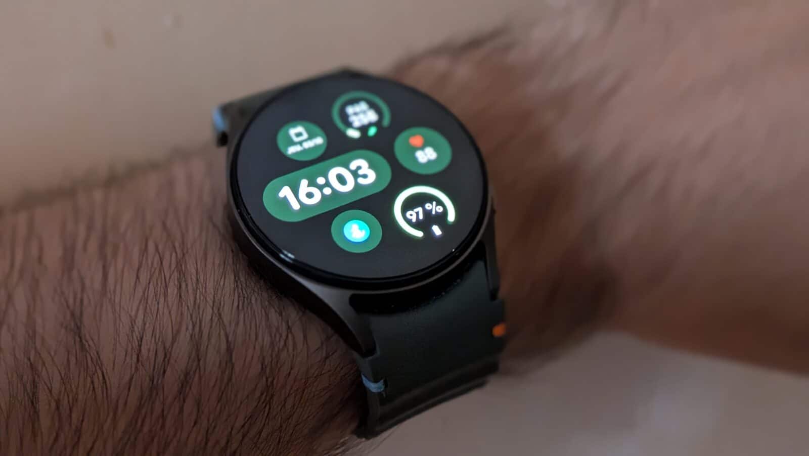 TEST - Samsung Galaxy Watch 7 - plus que de l'IA ? – DroidSoft